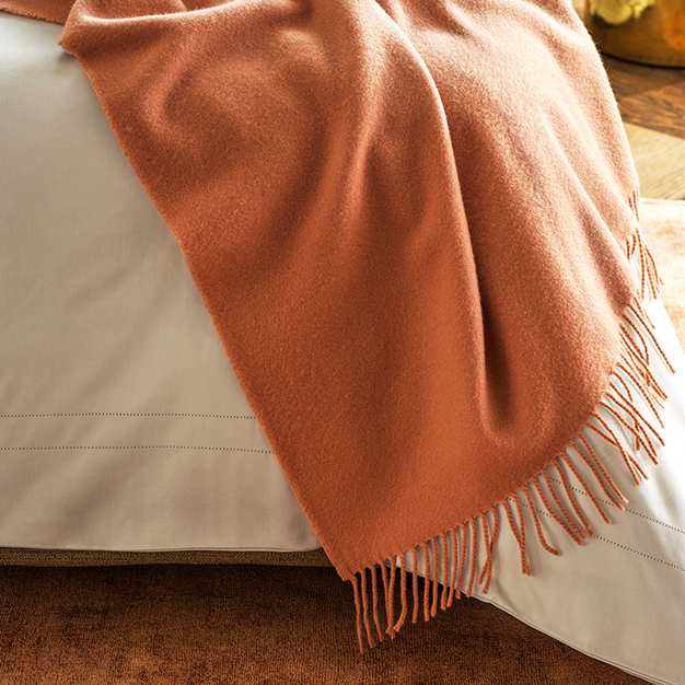 Luxury Bedding | Fine Linens | Frette 1860