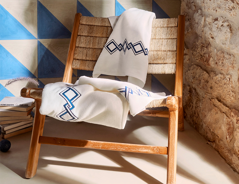 Luxury Bedding | Fine Linens | Frette 1860