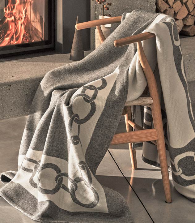 Luxury Bedding | Fine Linens | Frette 1860