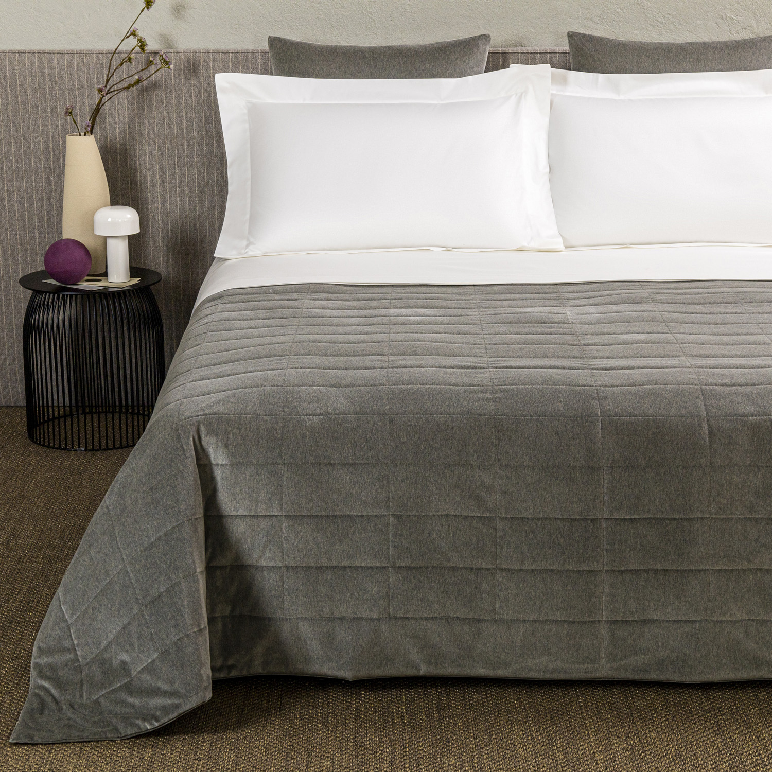 Luxury Cashmere Velvet Courtepointe | Frette