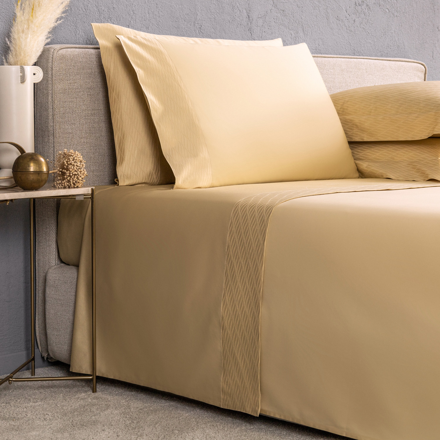 Taormina Border Border Sheet Set | Frette