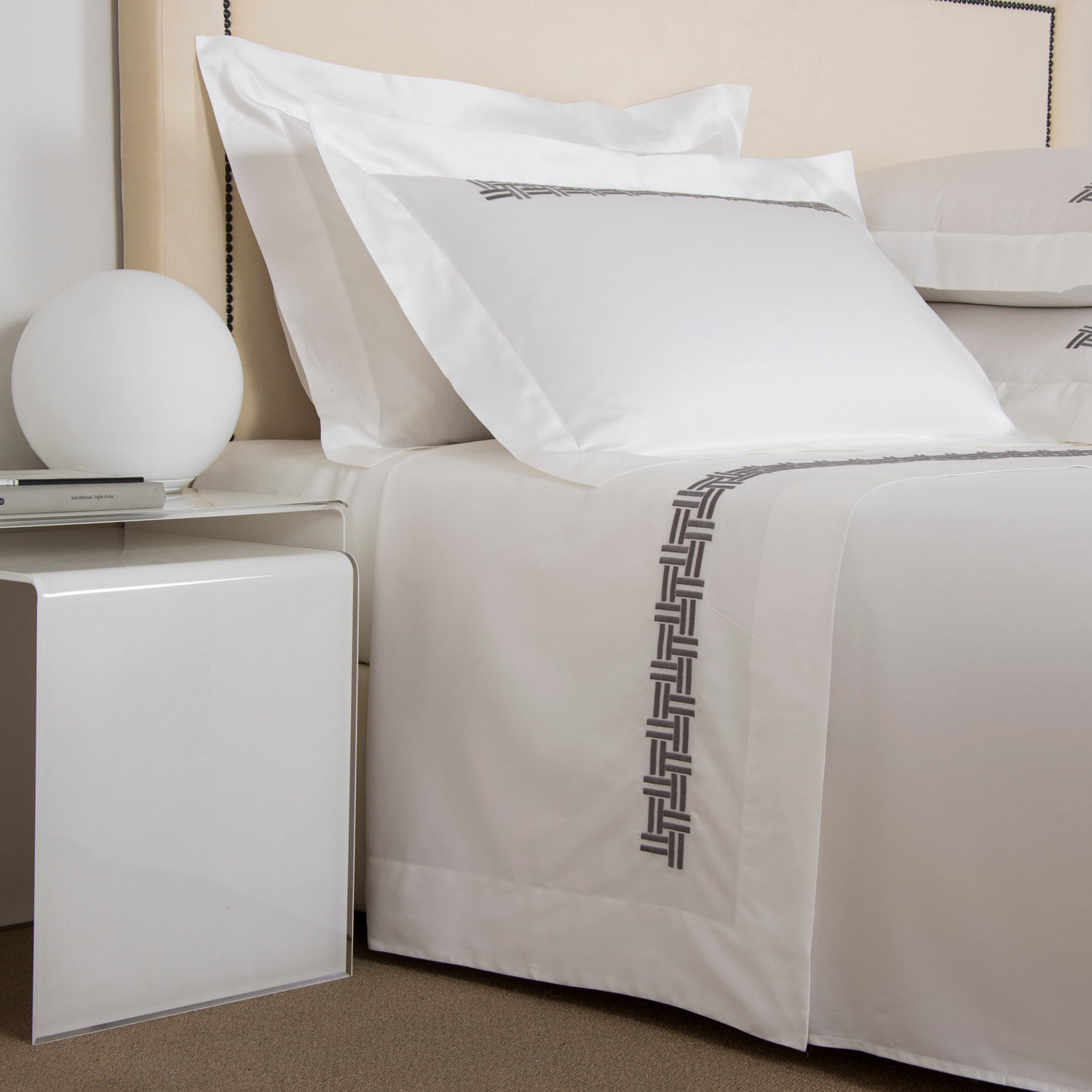 Basket Weave Embroidery Sheet Set | Frette